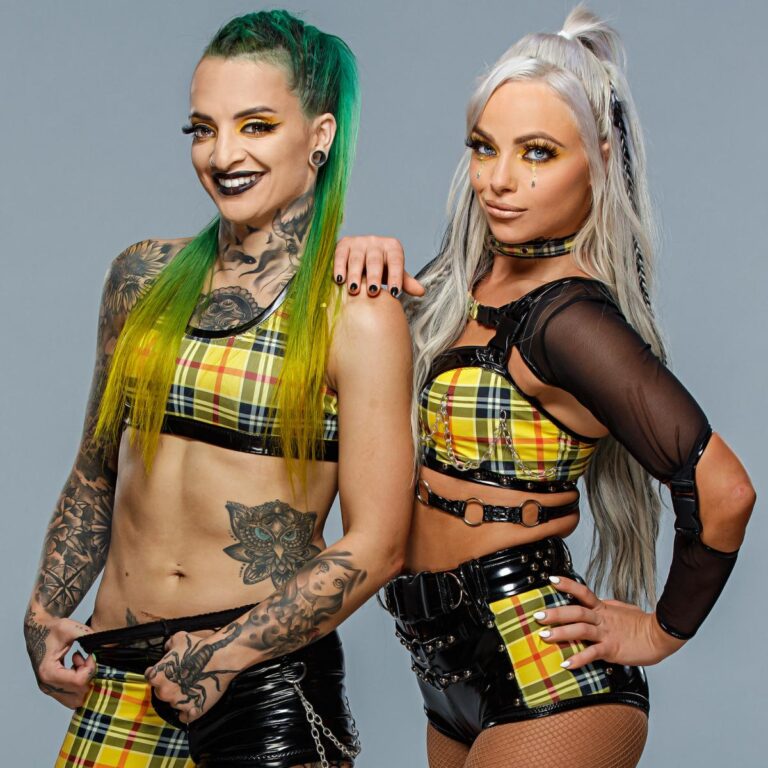 WWE.com New Riott Squad Photo Shoot - Revelleution.com - Women's ...