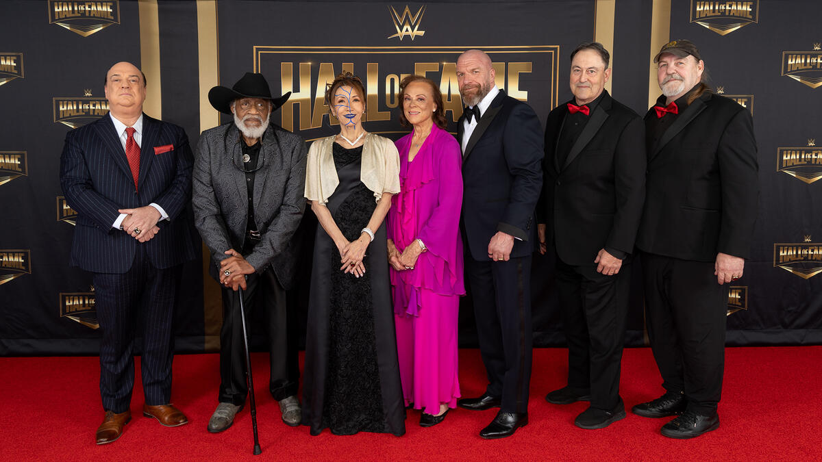 WWE Hall of Fame Red Carpet Event Gallery - Revelleution.com - Women's ...